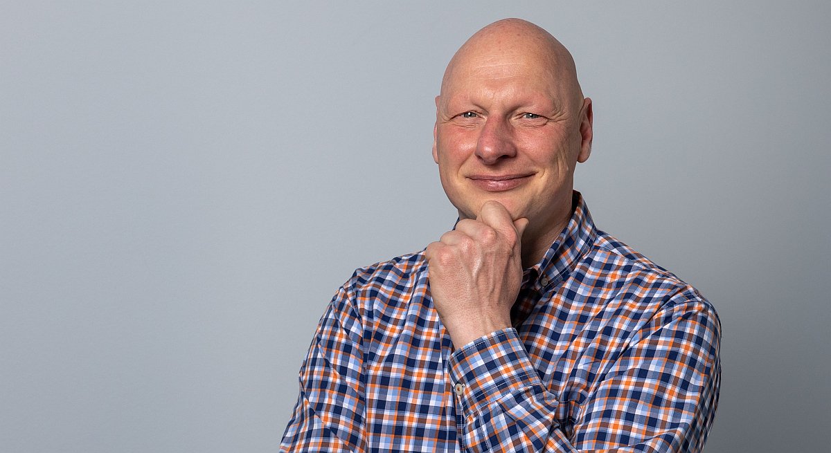 Zum ersten Mal in Fischbek: Pastor Thorsten Pachnicke – Cornelius ...